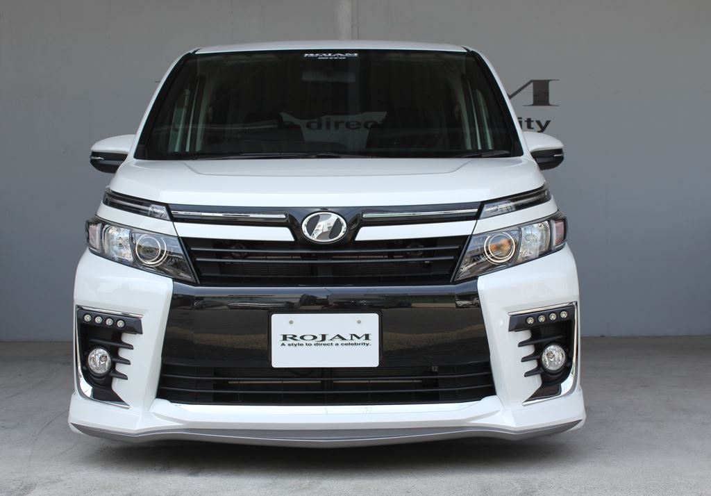 IRT VOXY 80系 フロントグリルカバー！！ | ROJAM オフィシャルブログ